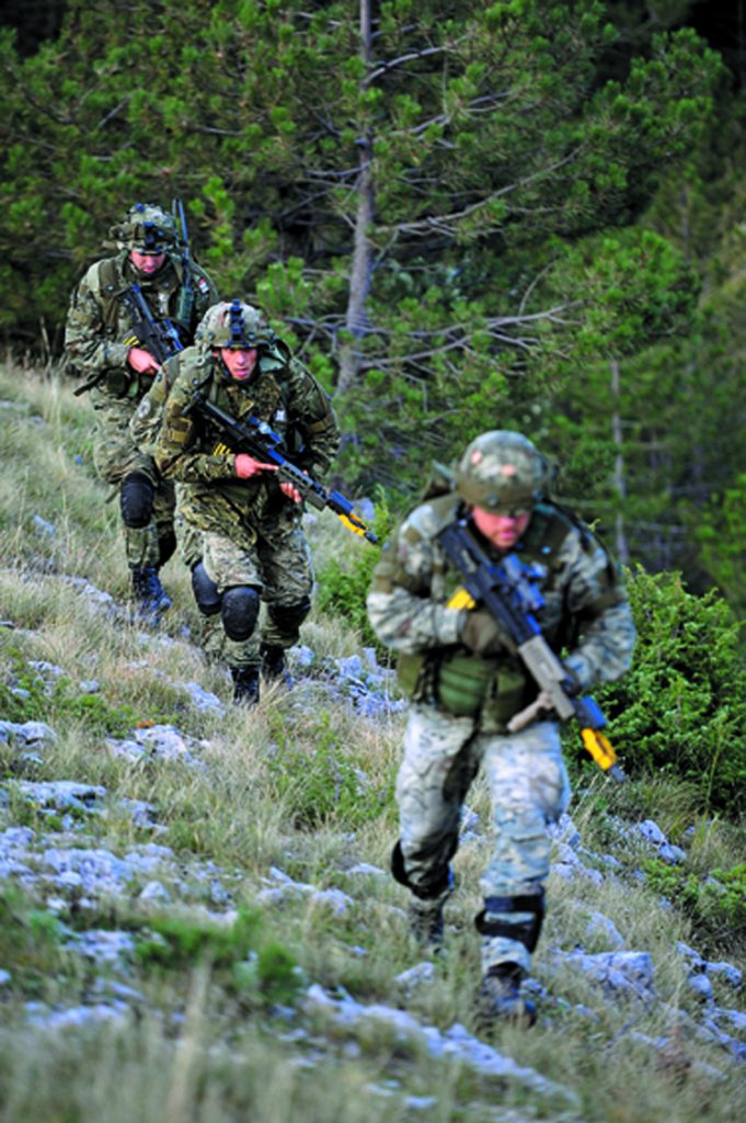 Sava Star 16 - Hrvatski vojnik