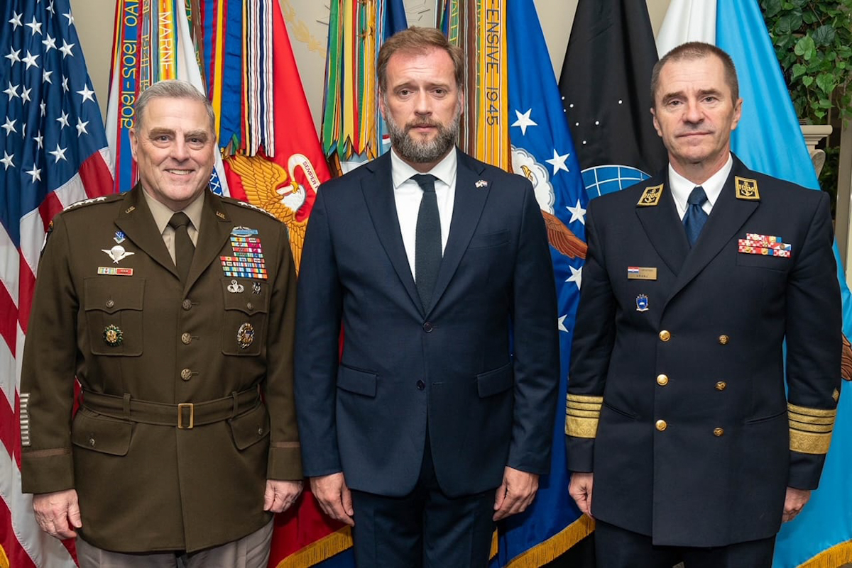 Hrvatski vojnik - Internet izdanje. Prvi hrvatski vojnostručni magazin.