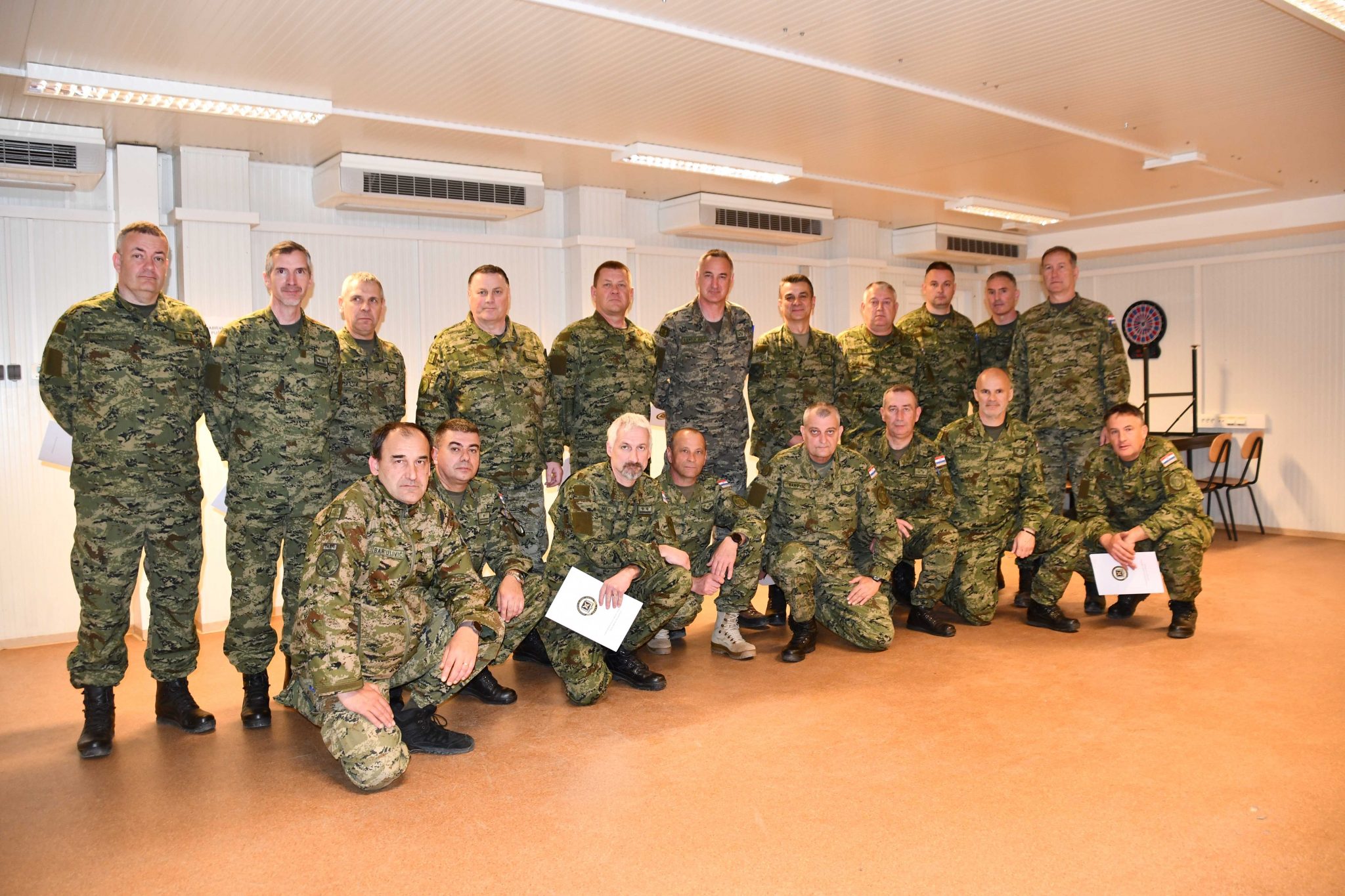 Hrvatski vojnik - Internet izdanje. Prvi hrvatski vojnostručni magazin.