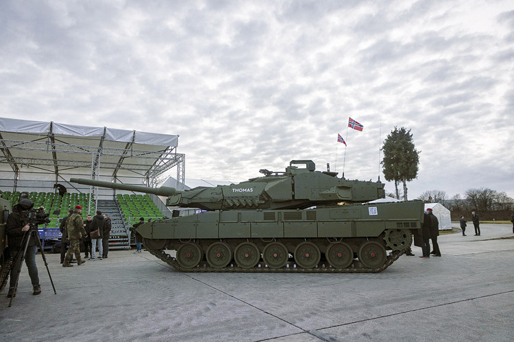 Otkriveni Leopard 2A8 - Hrvatski vojnik